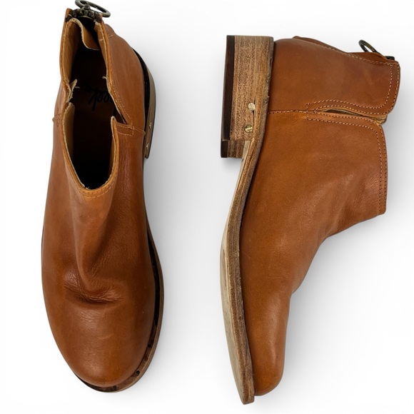 beek | Shoes | Beek Falcon Leather Ankle Bootie In Cognac Women 75 ...